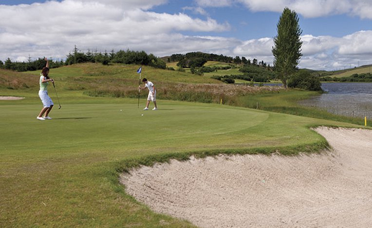 Early Summer Breaks UK | Family Breaks & Early Summer Holidays | Book Now