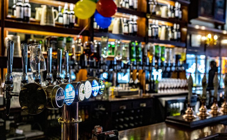 18 of the Best Pubs in Filey to Visit | Away Resorts