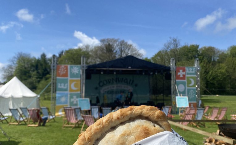 10 Reasons to Visit Cornwall in May and June | Away Resorts