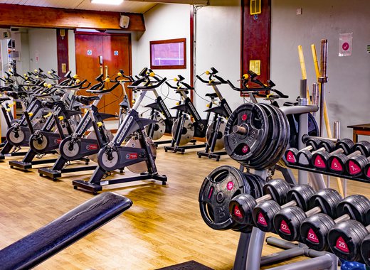 Facilities | Sandy Balls | Away Resorts