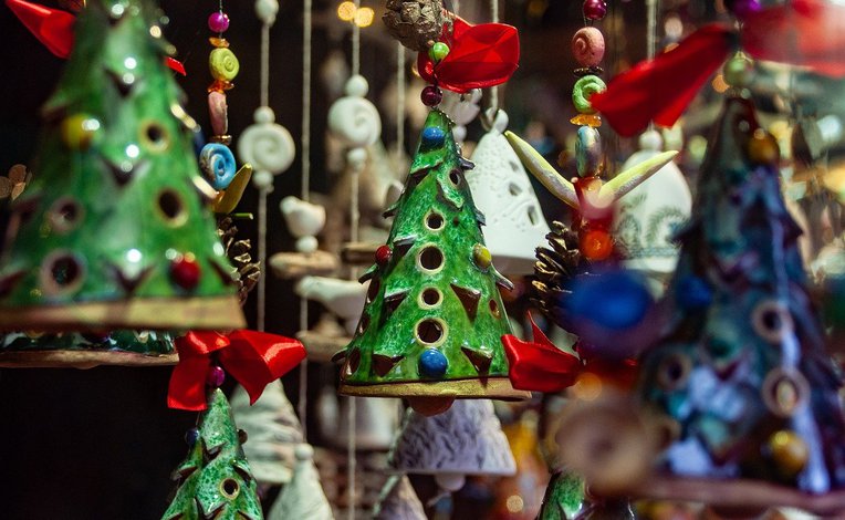 The 13 Best Christmas Markets in the UK | Away Resorts