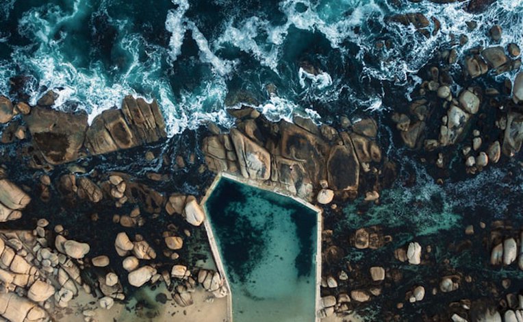 Outdoor Swimming Pools in Cornwall | Away Resorts