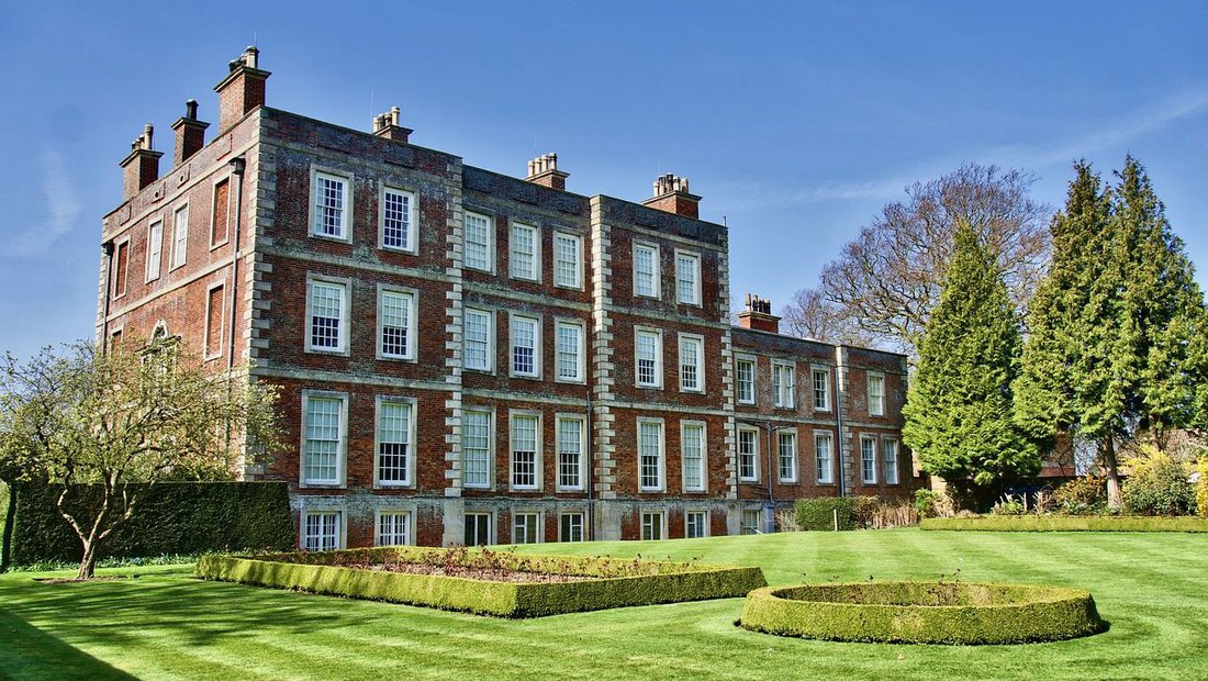 The Best Castles, Gardens, and Stately Homes in Lincolnshire