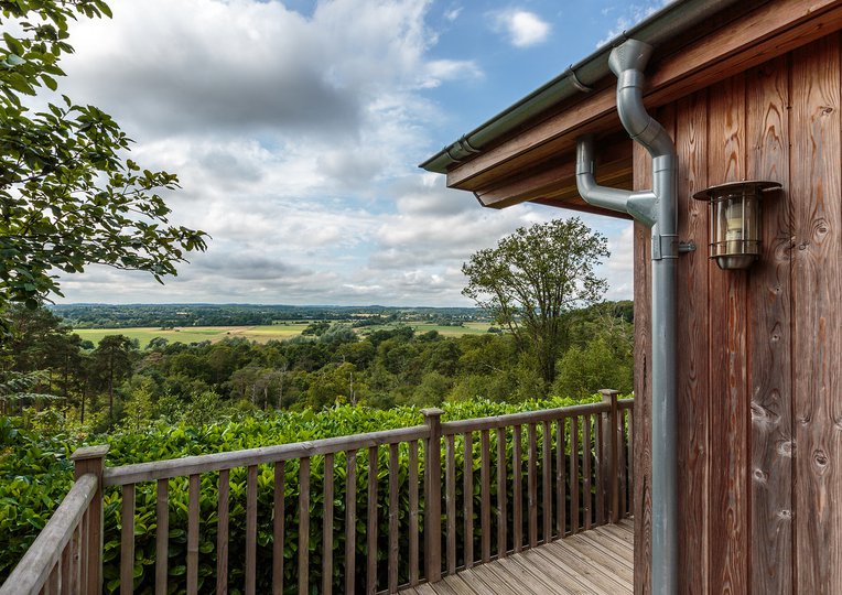 Exclusive Vista Lodge | Ways to Stay | Away Resorts