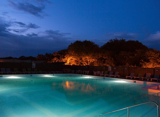 Facilities | Whitecliff Bay | Away Resorts