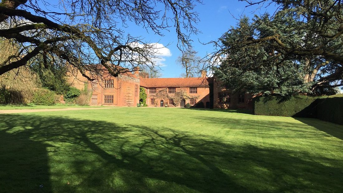 Discover Historic Houses in Essex and MORE | Away Resorts