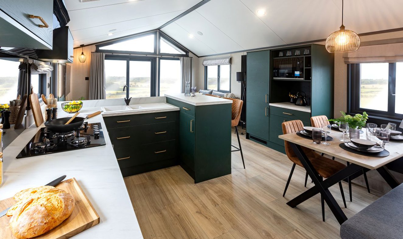 The Shadow Wood | New Forest | Away Resorts