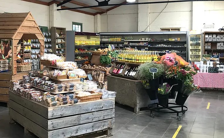The Top 11 Spots for Shopping in Hampshire | Away Resorts