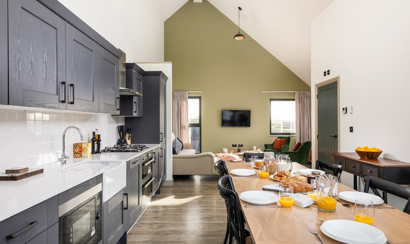 Ways to Stay | Barnhouse | Away Resorts