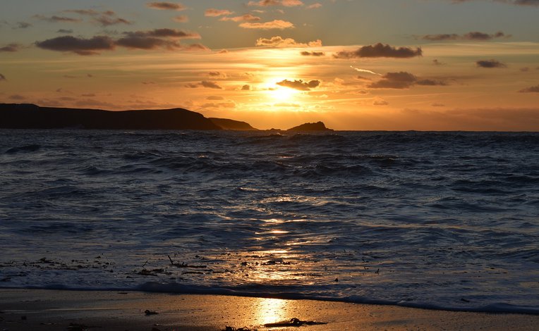 Outdoor Swimming Pools in Cornwall | Away Resorts