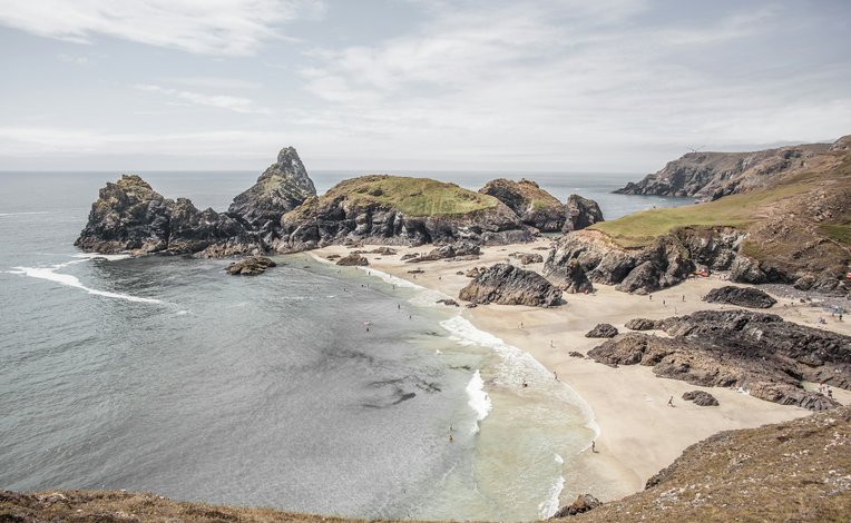 The Best Walking and Cycling Routes in the UK | Away Resorts