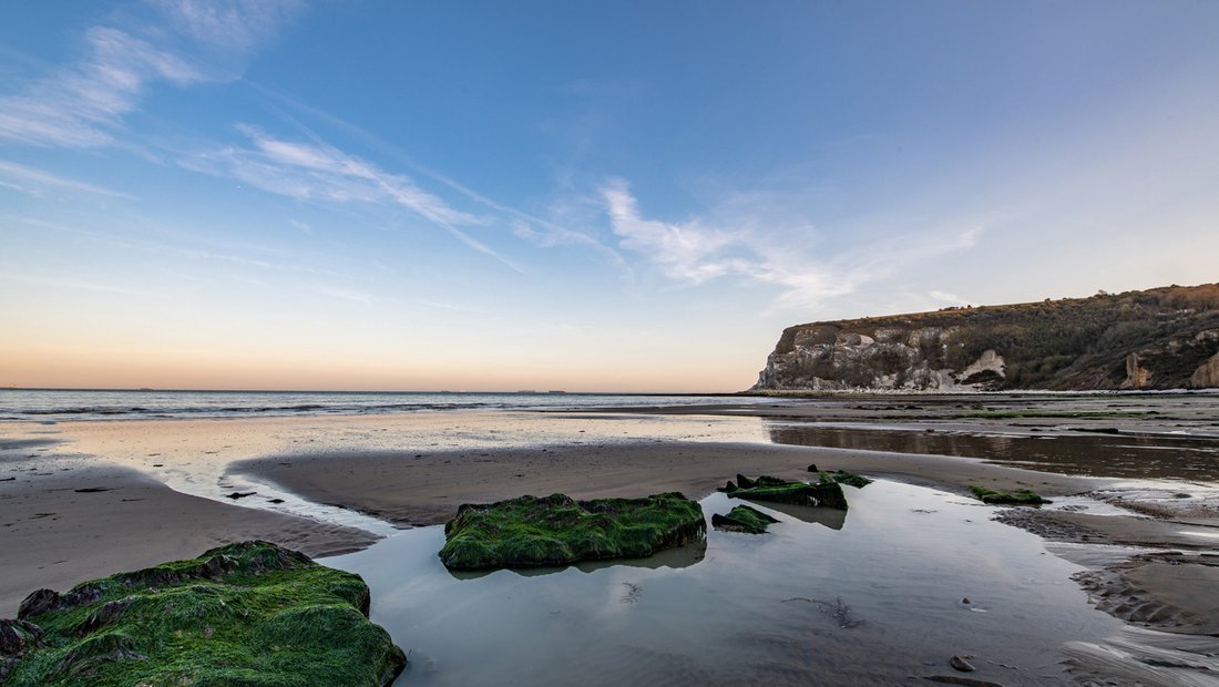 Camping on the Isle of Wight | The Ultimate Guide to Whitecliff Bay ...