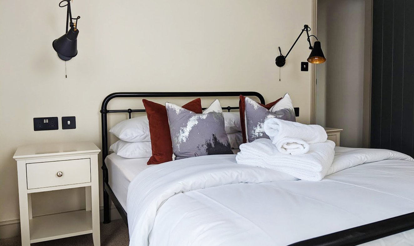 Ways to Stay | Barn Style Luxury Lodge | Away Resorts