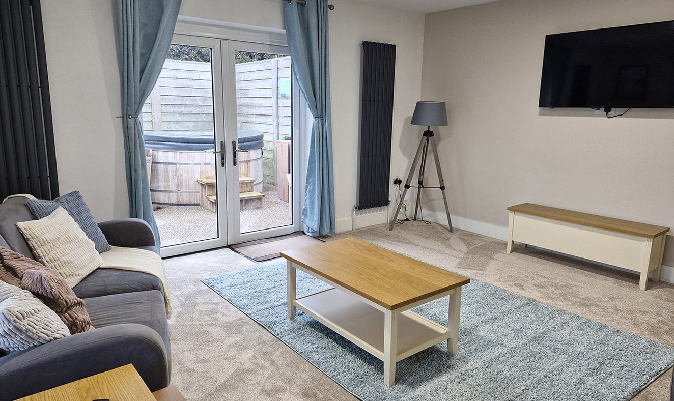 Oyster Cottage at Mersea Island | Away Resorts