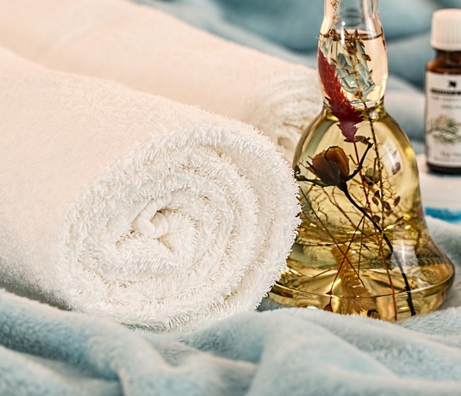 Esya Spa | Retallack Resort | Cornwall | Away Resorts