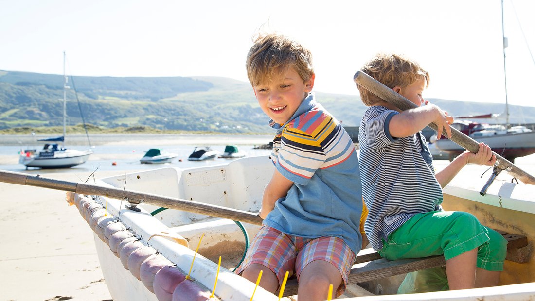 Long Weekend Breaks UK | Caravans & Lodges | Away Resorts