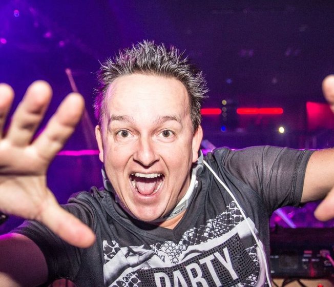 Y2K Festival At Tattershall | Away Resorts