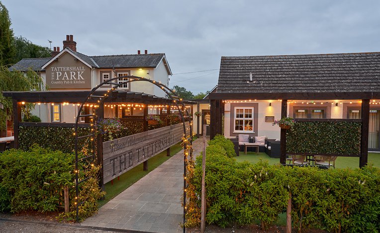 The Top 10 Pubs Near Tattershall Lakes | Away Resorts